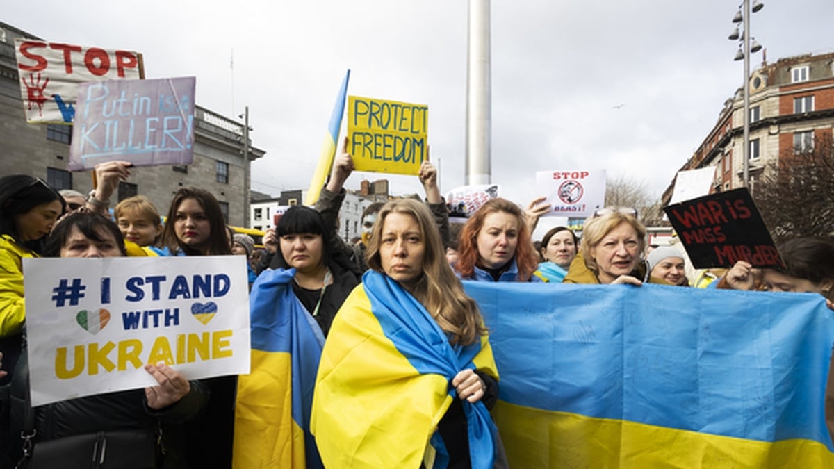 Ukrainians in Ireland mark one year since the invasion | Drivetime ...
