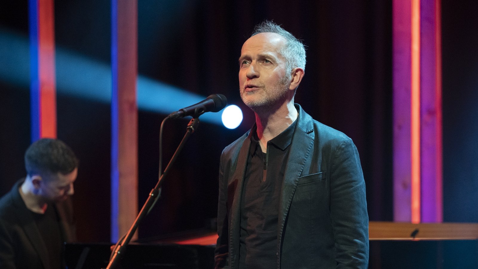 Iarla Ó Lionáird performs The Rocks Of Bawn on Tommy Tiernan