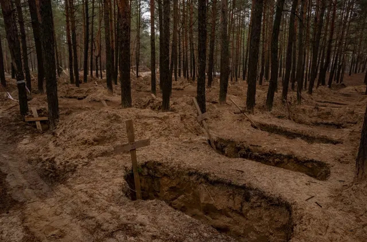 The Body in the Woods: Bel Trew's documentary about Ukraine’s dead and ...