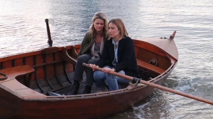 Sisters S01E04 - Every Time The Sun Comes Up I'm In Trouble - RTÉ Player