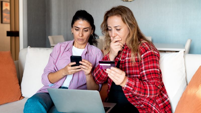 What is identity fraud and how can you avoid it?