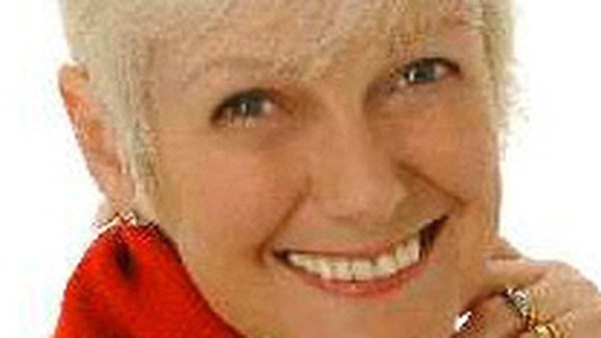 A Meeting with Siobhan McKenna, by Patricia O’Reilly | Sunday ...