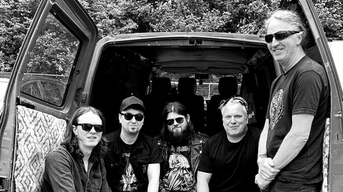 Behind the music - Túsk