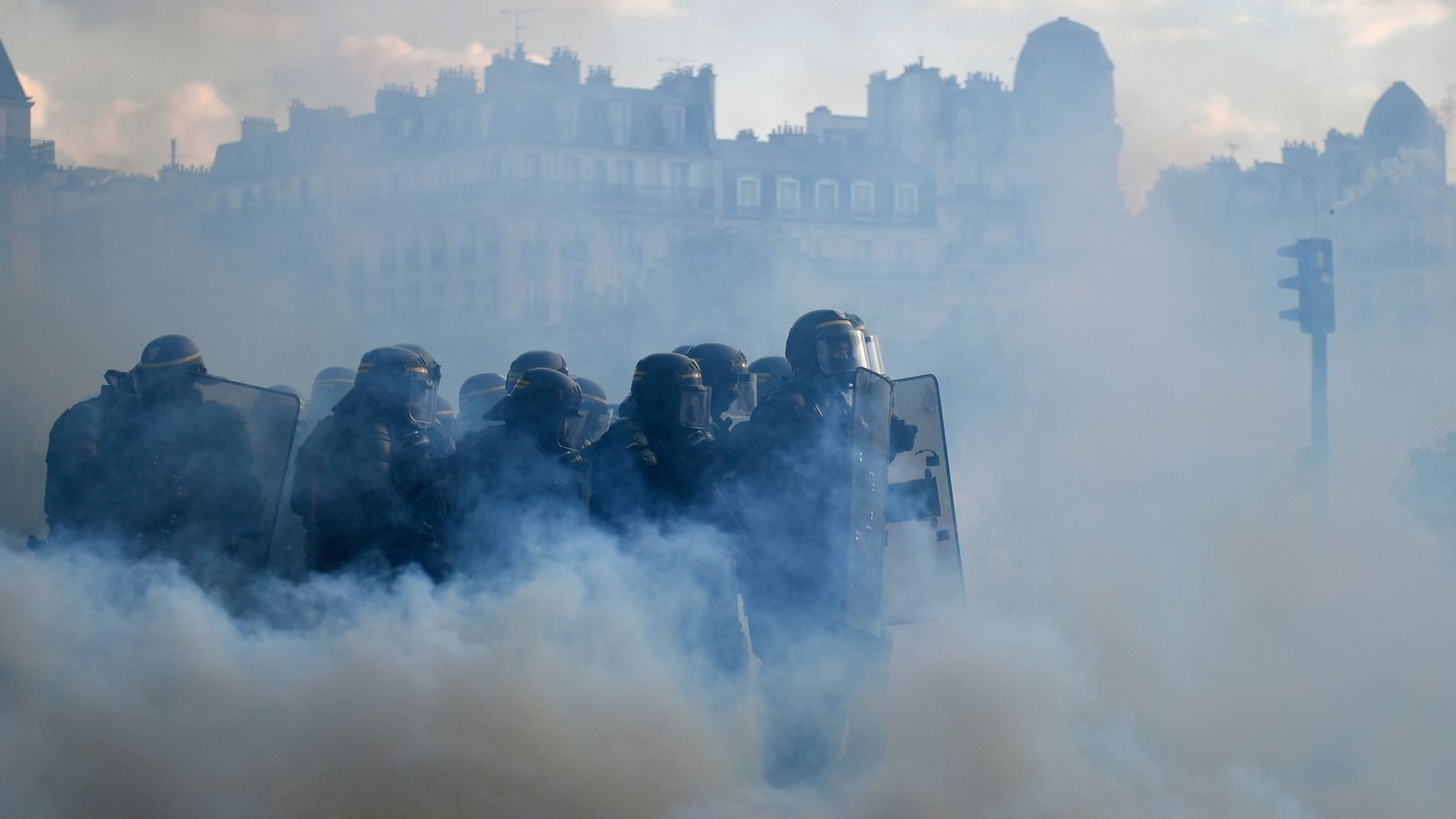 French unions vow to continue campaign against Macron