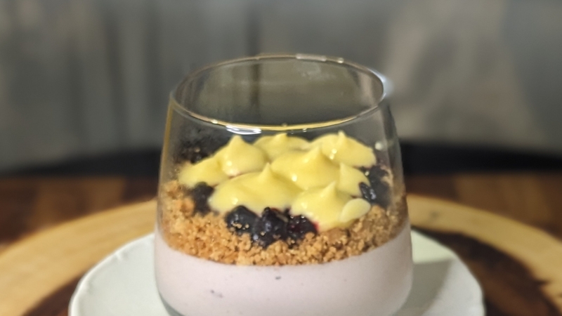 Mags' no bake cheesecake with lemon curd: Today