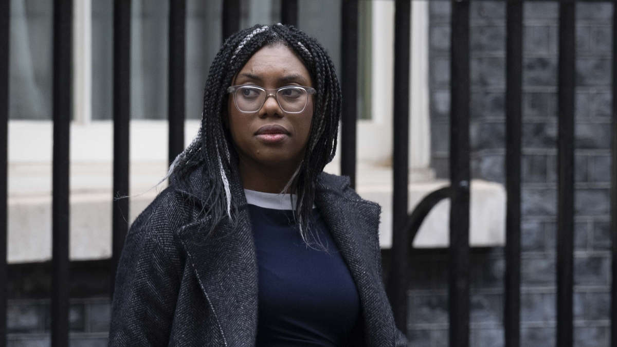 UK Politics Update with George Parker | Today with Claire Byrne - RTÉ ...