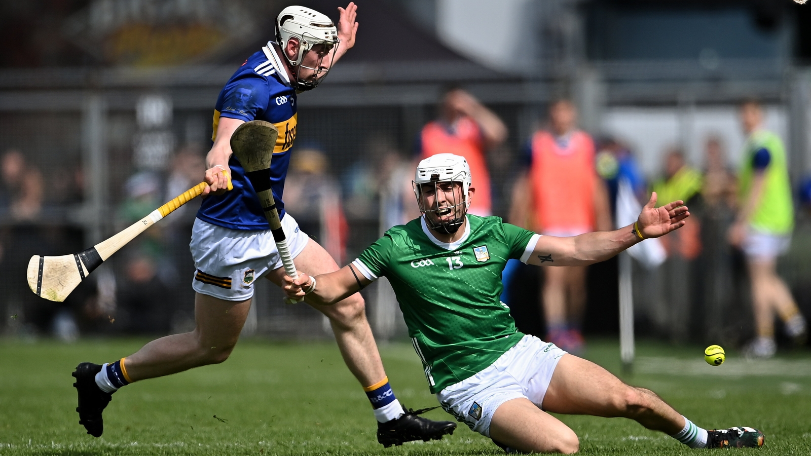 Tipperary and Limerick play out pulsating draw