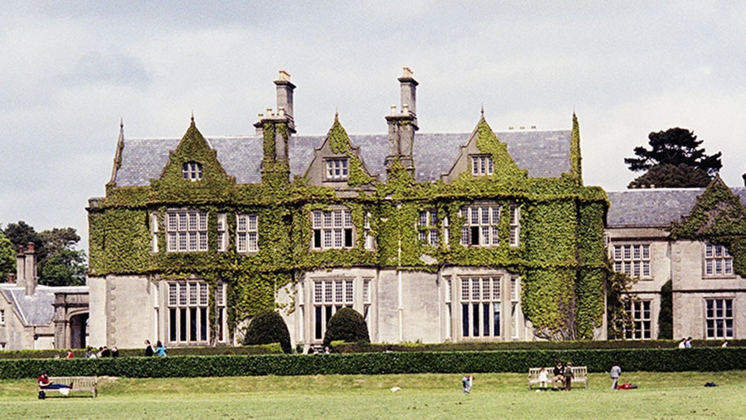 RTÉ Archives | Environment | Muckross House