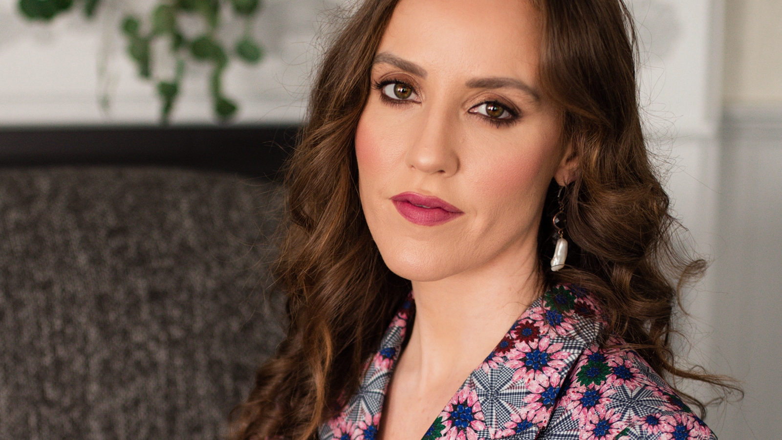 Spoken Stories: Listen to Louise O'Neill's A God Amongst Men