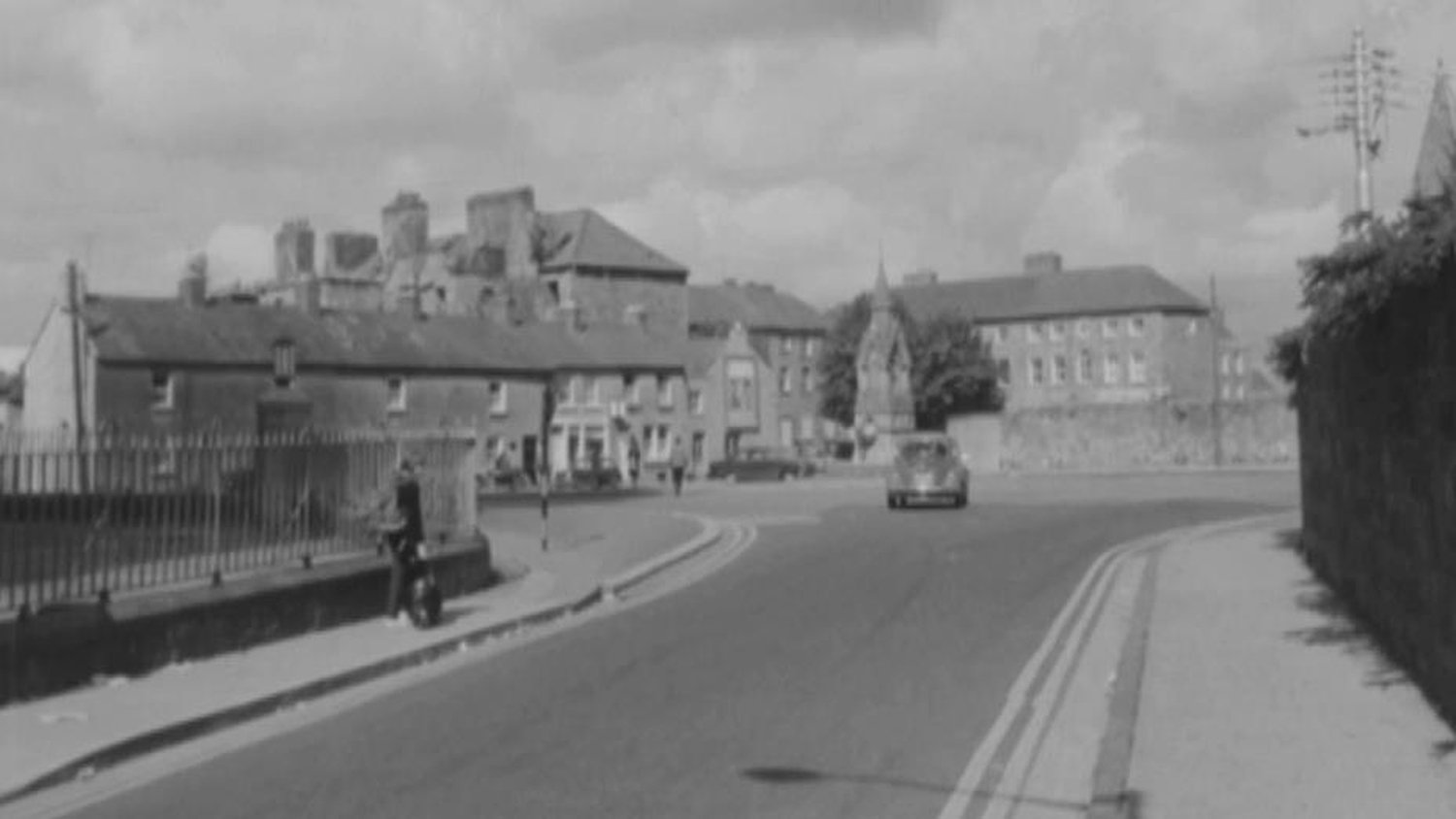 RTÉ Archives | Environment | St John's Square Limerick