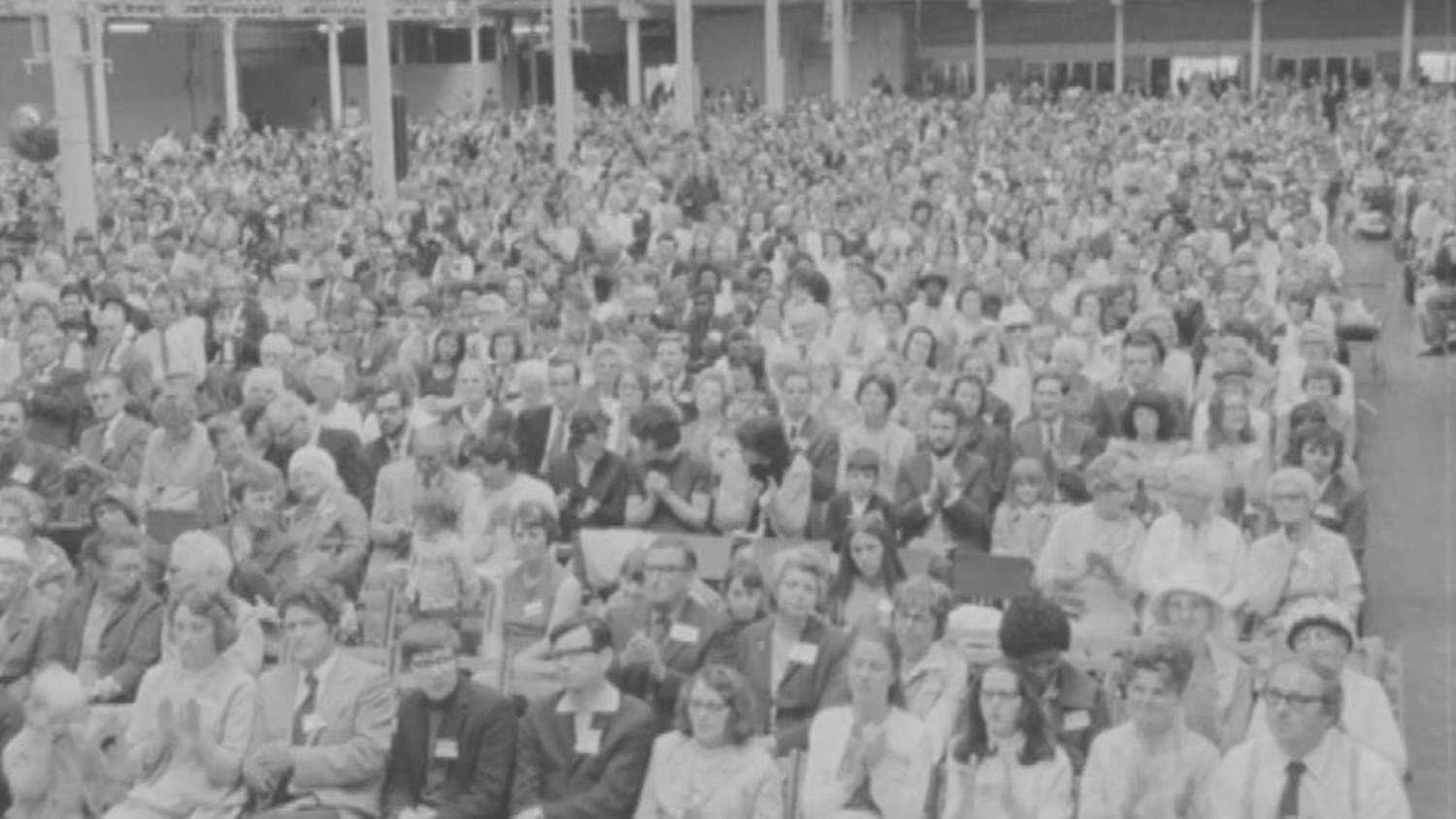 RTÉ Archives | Religion | Jehovah's Witness Assembly