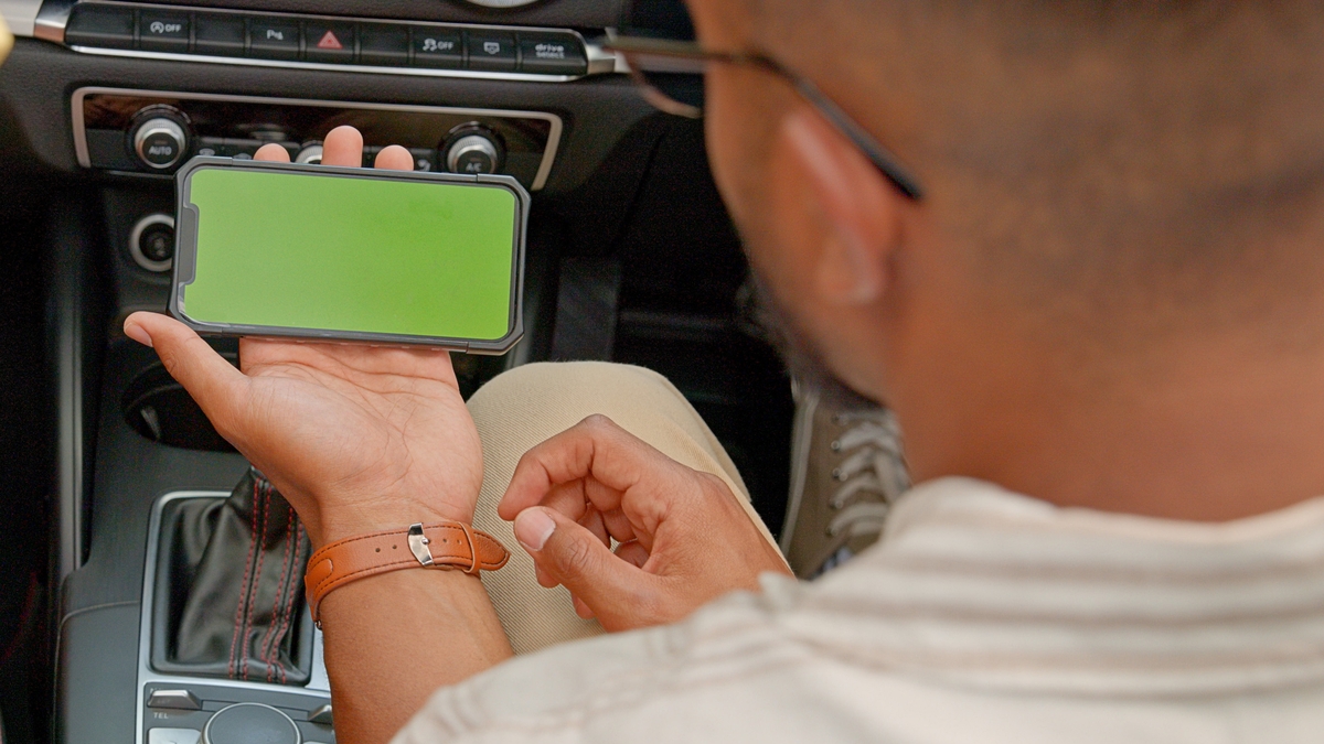 Criticism of laws on ‘watching sport’ or ‘Facetiming’ while driving ...