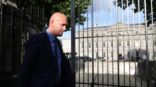 "Ba chóir íocaíocht Rory Coveney a nochtadh" - Brian Stanley, TD