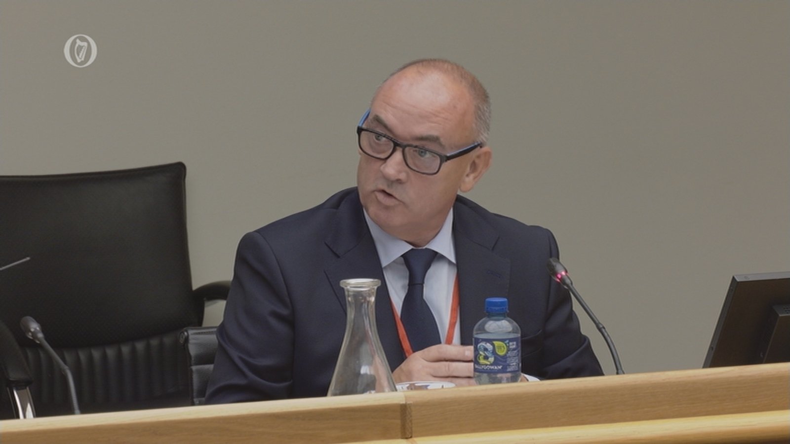 Noel Kelly: frithghealladh RTÉ ar chonradh Renault is measa