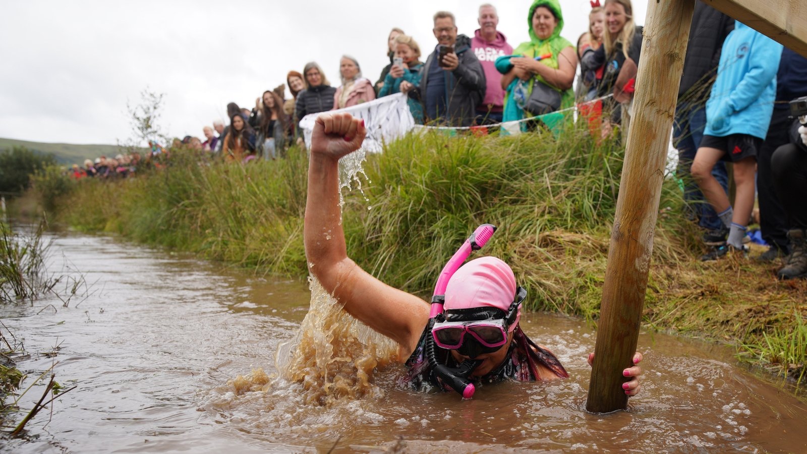 Competitors make splash at bog snorkelling championship