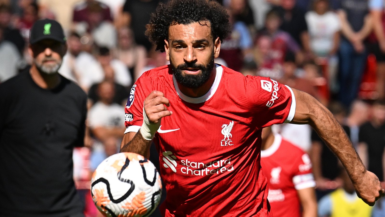 Salah calls for immediate humanitarian aid for Gaza