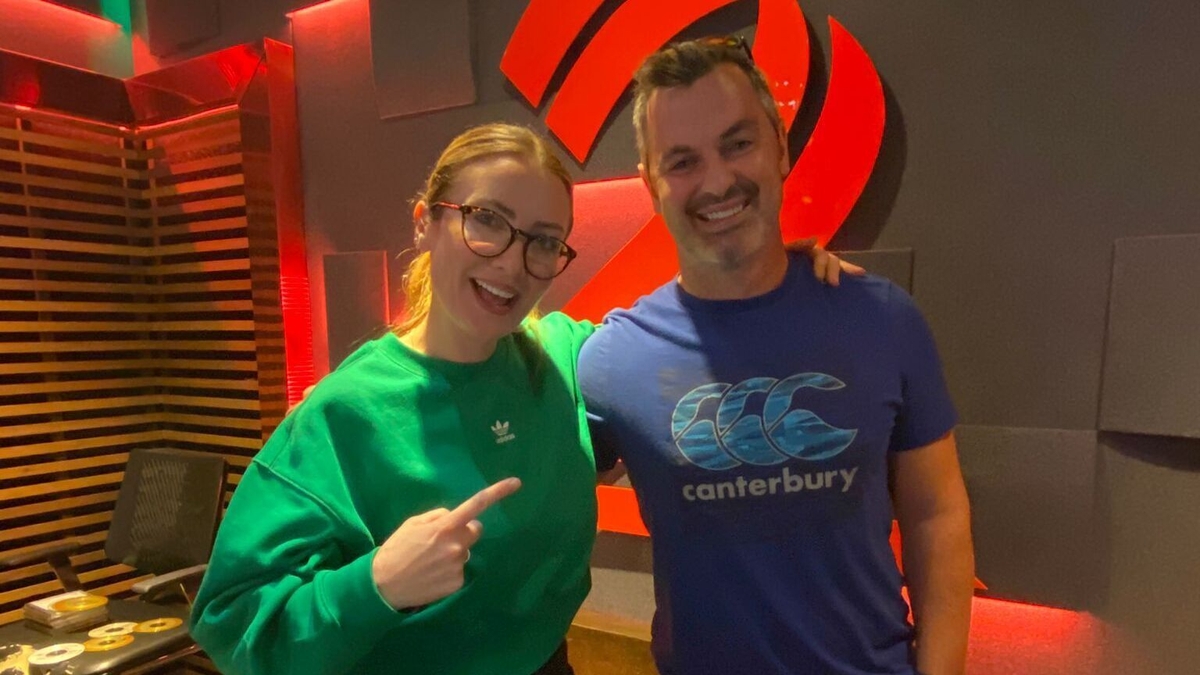 Karl Henry - Top 10 Fitness Hacks | Jennifer Zamparelli on 2FM - RTÉ 2FM