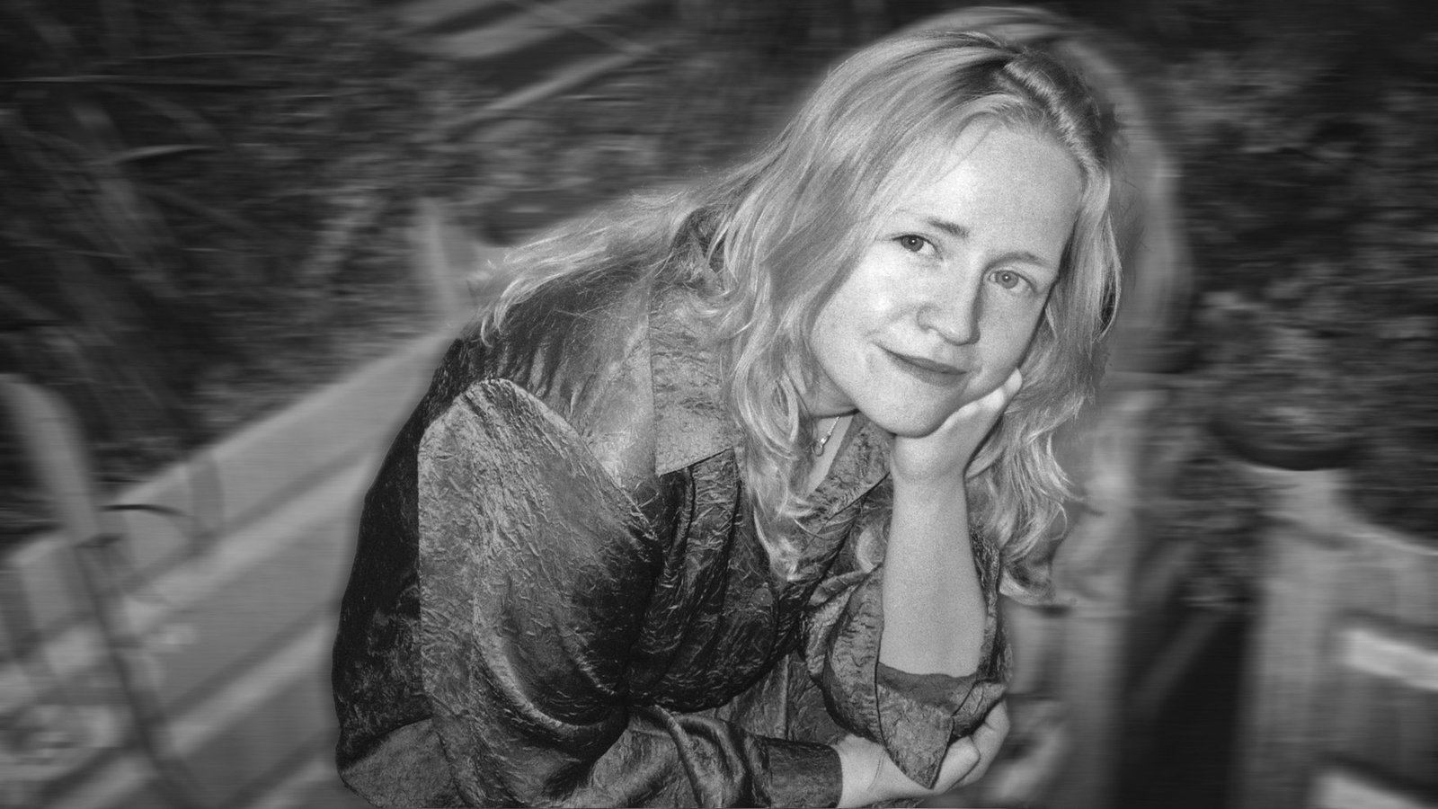 Behind the music - Ruth Mac