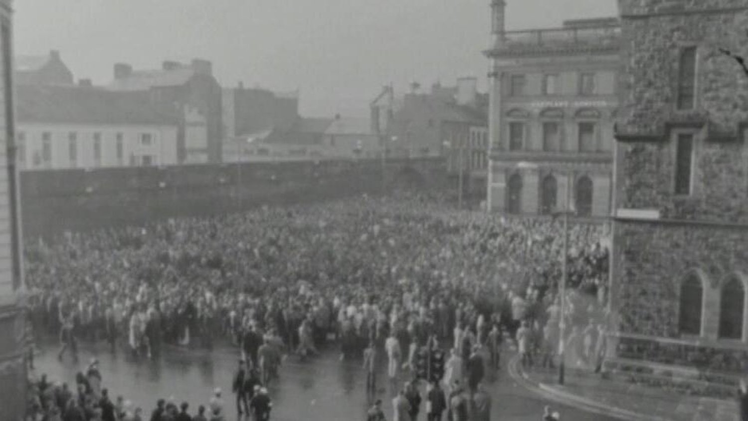 RTÉ Archives | War and Conflict | Derry Civil Rights Meeting