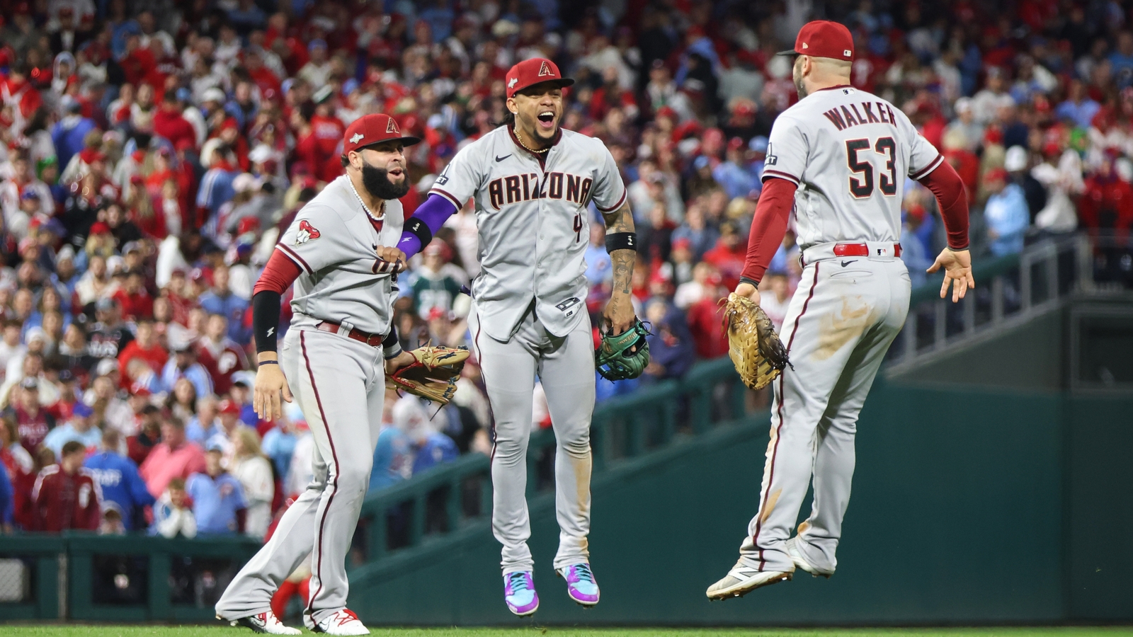 Diamondbacks into World Series; Nuggets open with win
