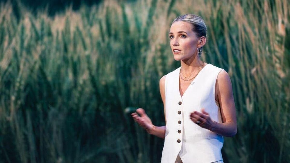 Carla O'Brien - Tomorrow Tonight | Jennifer Zamparelli on 2FM - RTÉ 2FM