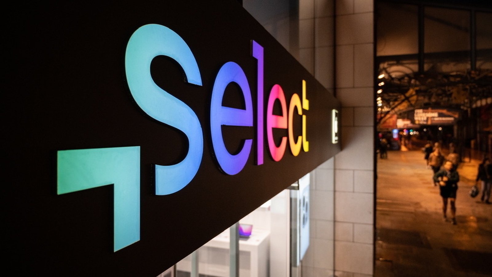 Revenues at Select retail group decline to €173m in 2023