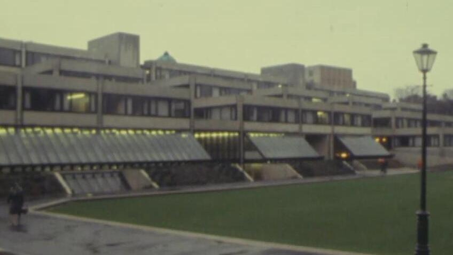RTÉ Archives | Education | New Trinity Buildings