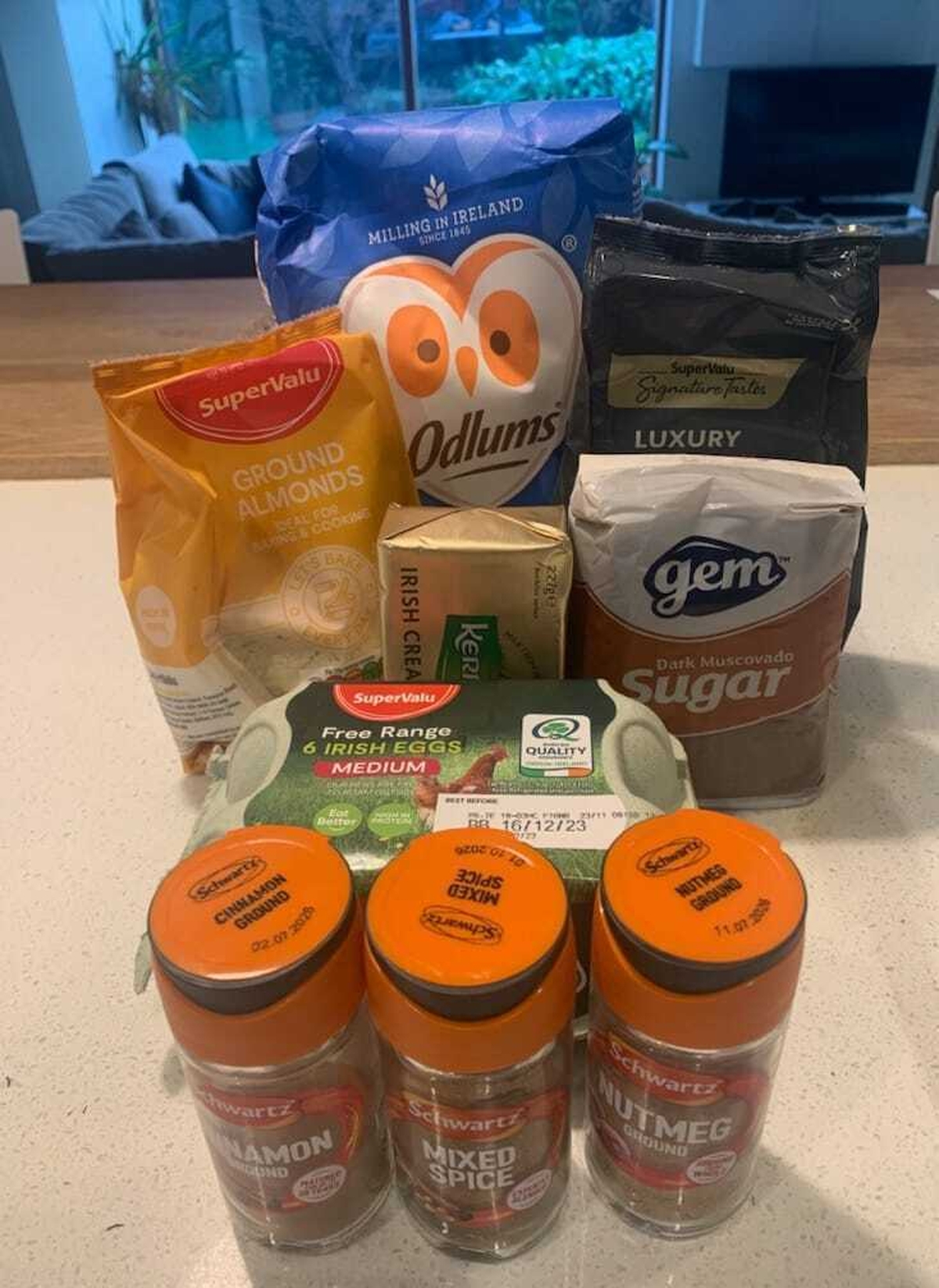 Ray's Kitchen - Christmas Cake Cookalong - Part 1 | The Ray D'Arcy Show ...