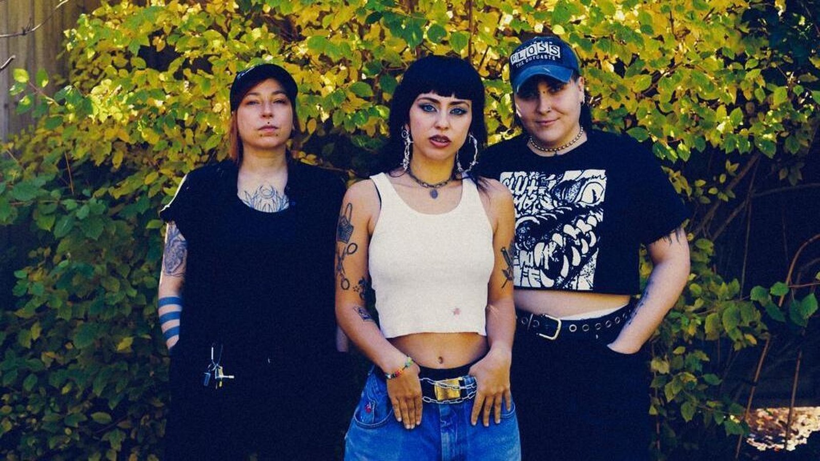 Behind the music - Shooting Daggers