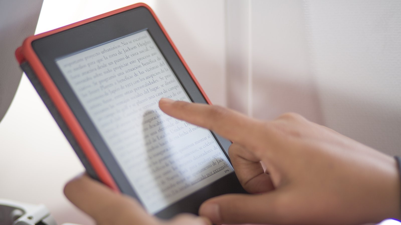 Digital reading does little to improve literacy - study