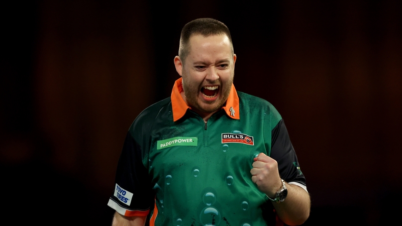 Lennon and O'Connor book round two spots at Ally Pally