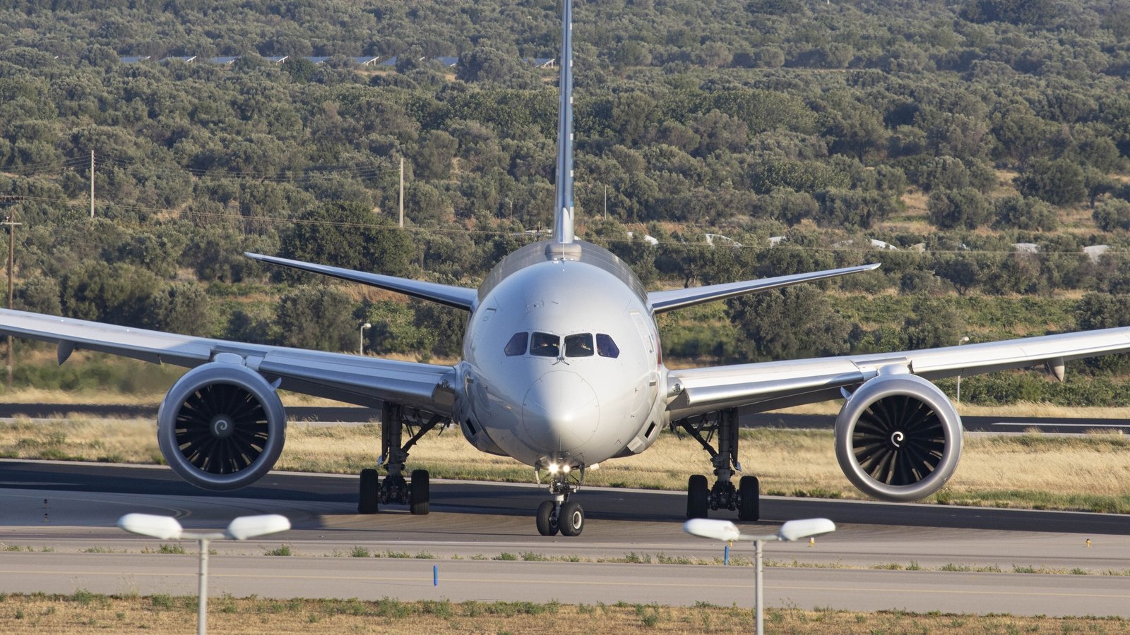 Boeing's first 787 delivery to China since 2019 arrives