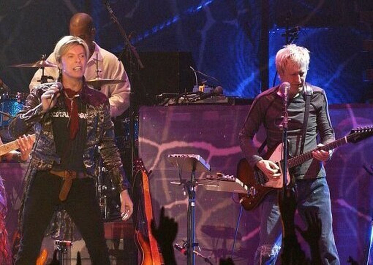 From being heckled by David Bowie to becoming his guitarist, Irishman ...