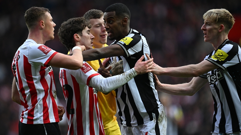 Newcastle into round four after derby win at Sunderland