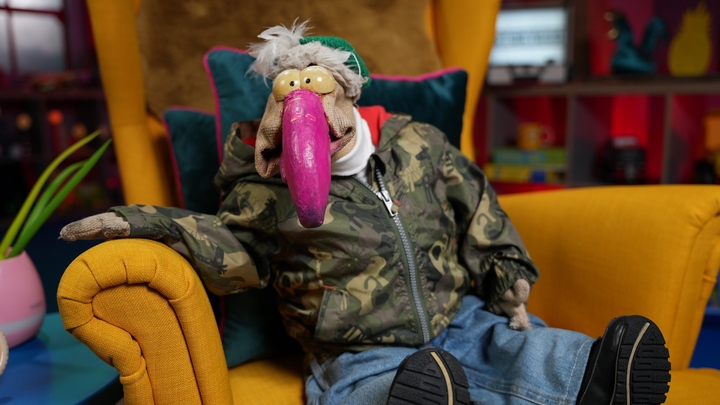 Storybud S03E06 - "The Bob Geldof one" narrated by Dustin the Turkey ...