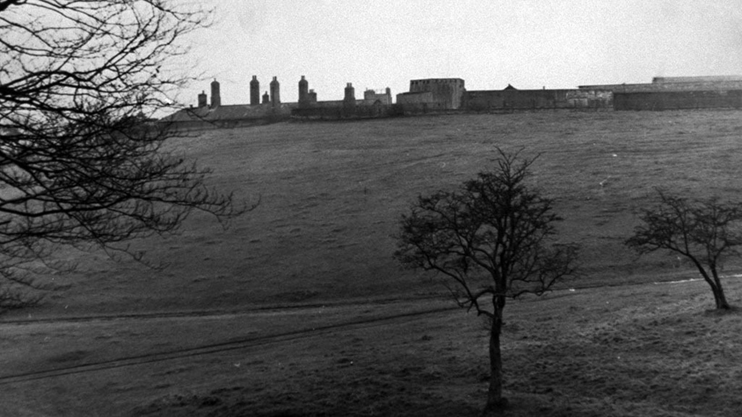 RTÉ Archives | War and Conflict | The Magazine Fort