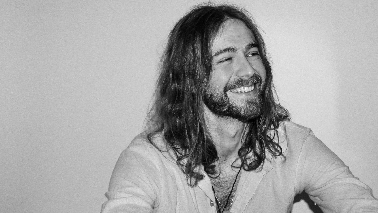 Behind the music - Tommy Cullen