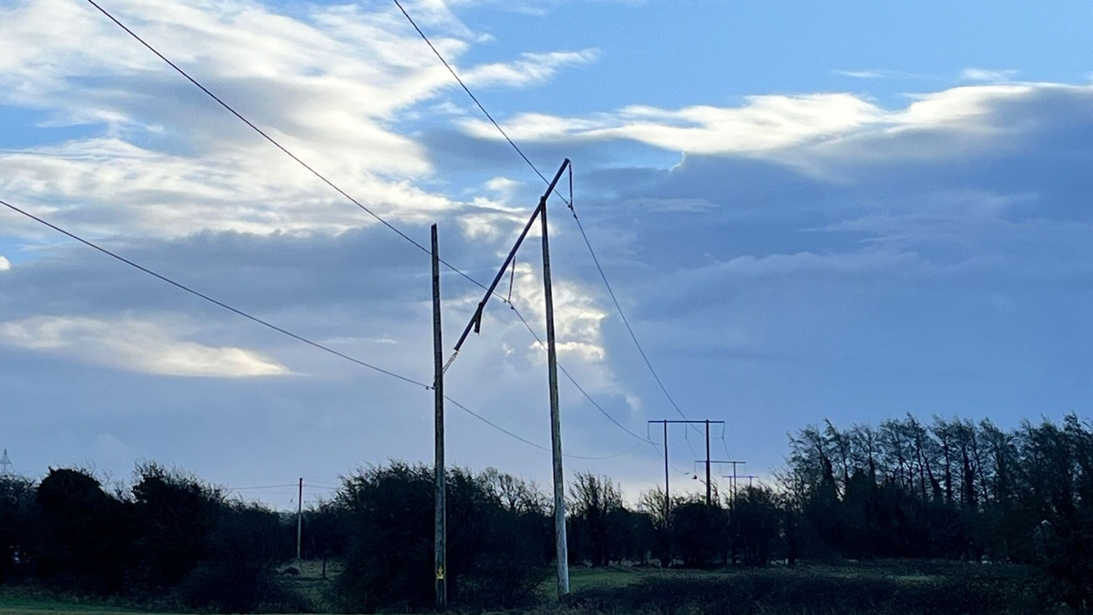 Storm Isha power outages: latest update from the ESB | Today with ...