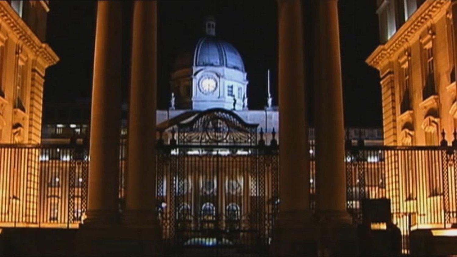 RTÉ Archives | Business | Recapitalise The Banks