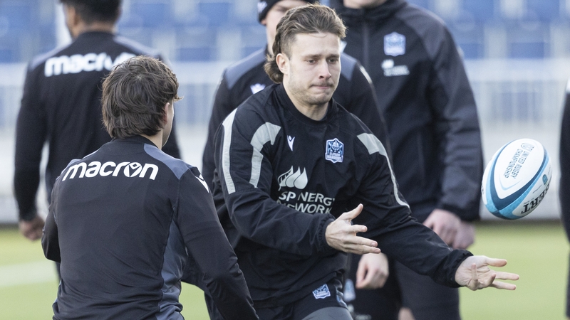 Scotland select Rowe to start for injured Kinghorn