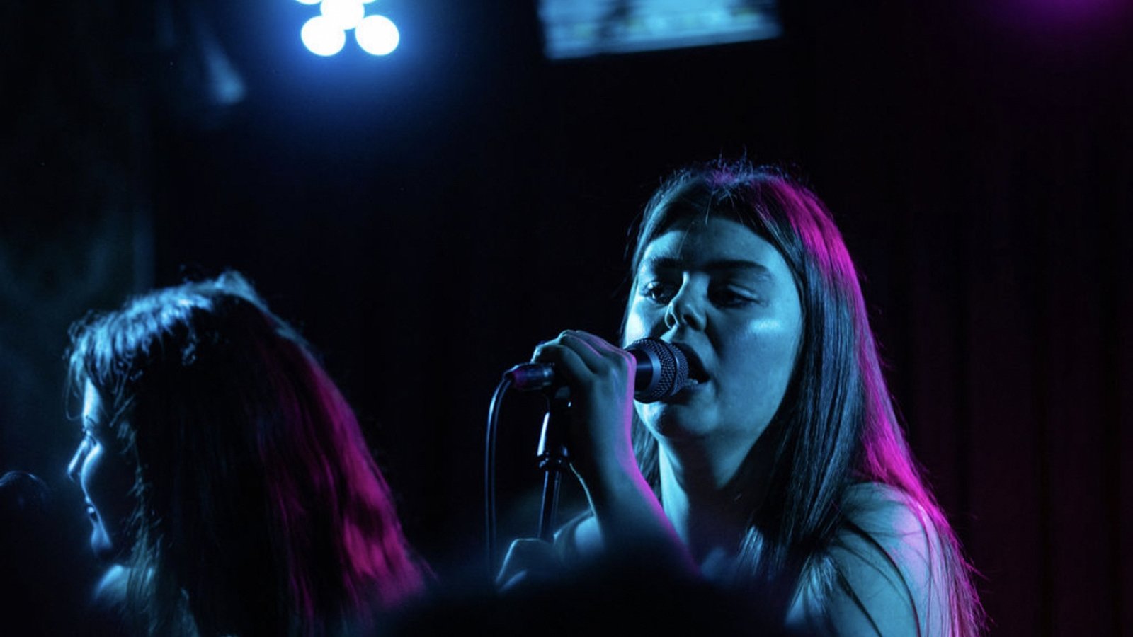 Behind the music - Burnt Gem