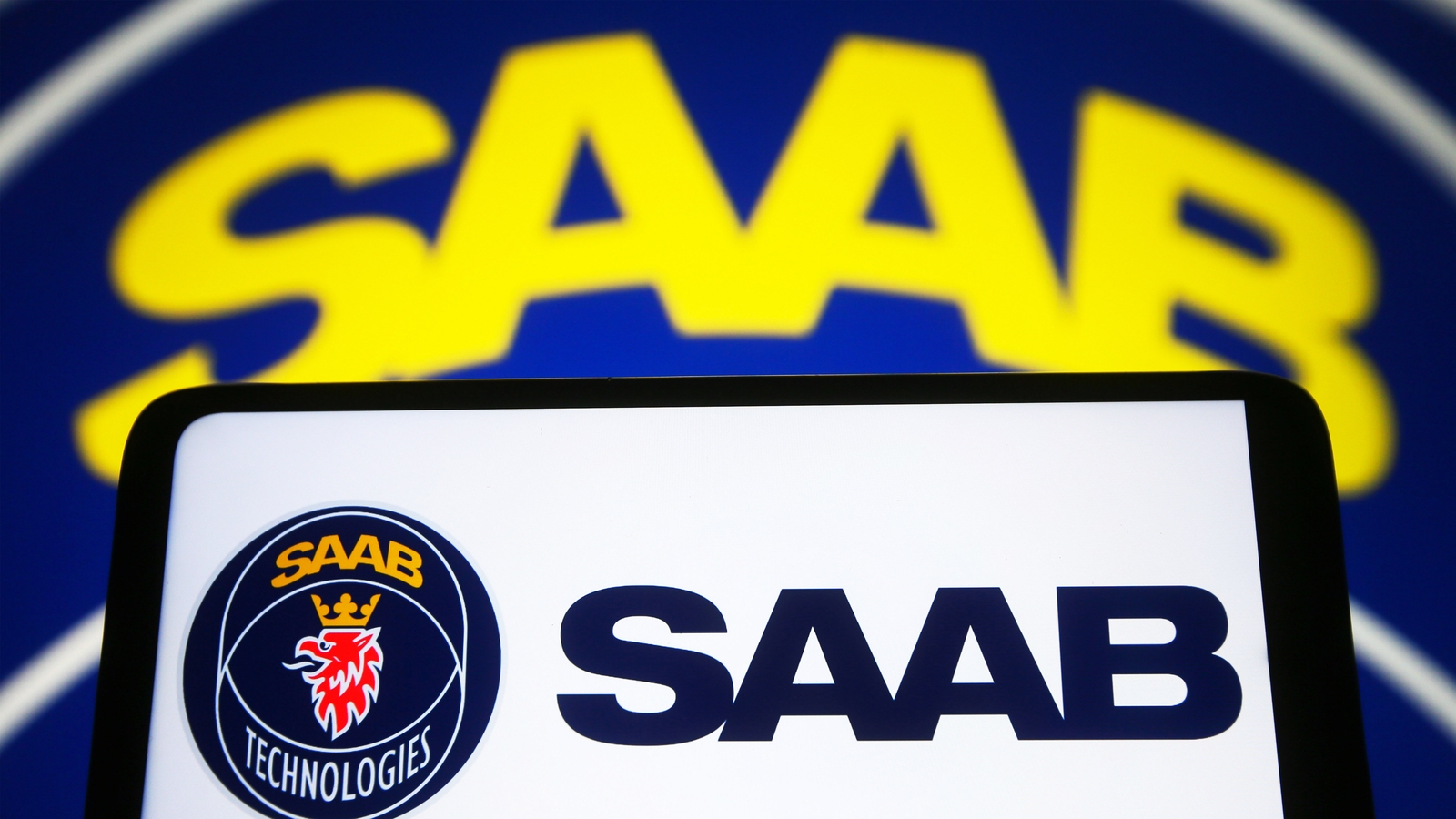 Saab raises sales growth target as Q4 profit rises