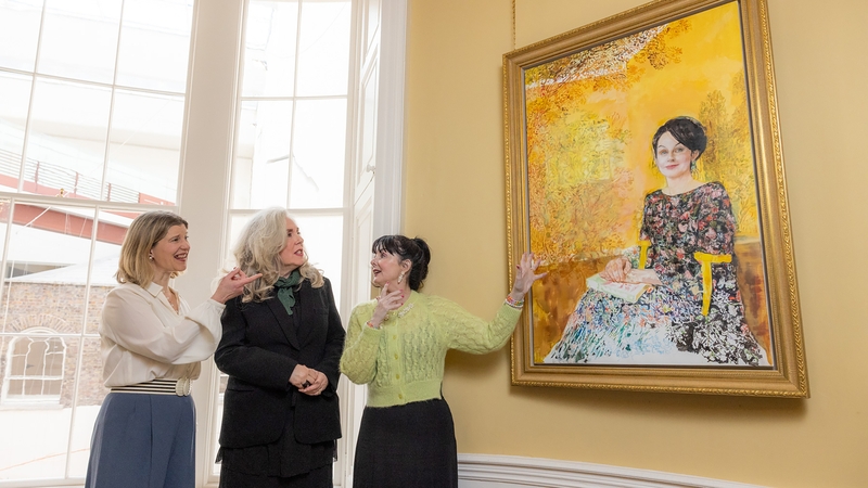 National Gallery unveils new portrait of Marian Keyes