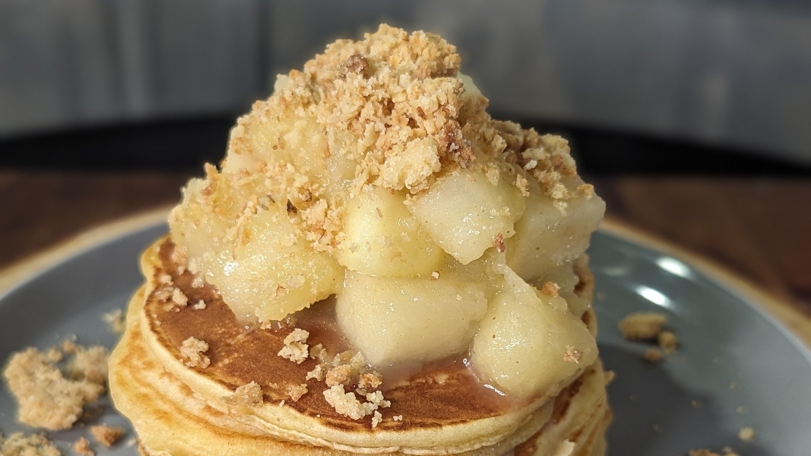 Shane Smith's apple crumble pancakes