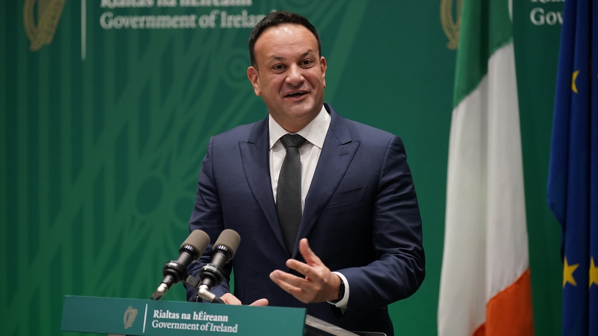 Govt announces €800m for cross-border projects | Drivetime - RTÉ Radio 1