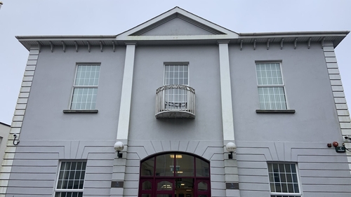 Burglary suspects arrested after search appear in court