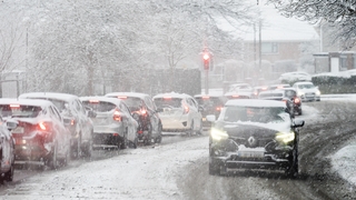 As it happened: Heavy snowfall hits Ireland