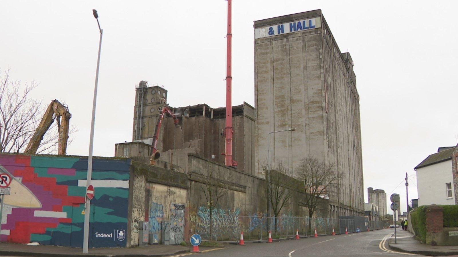 Demolition begins at landmark silos ahead of regeneration