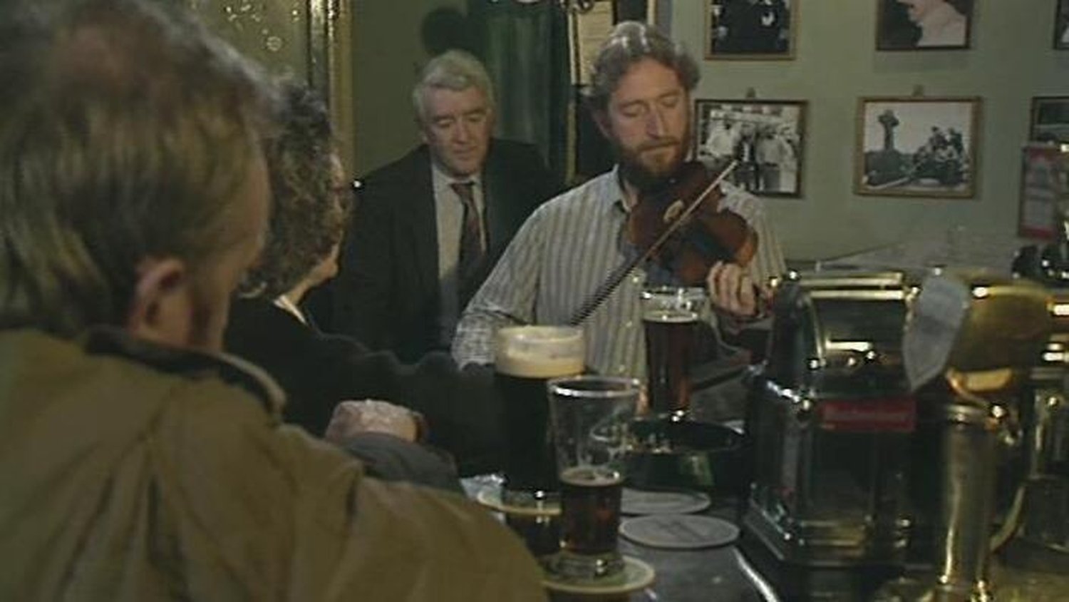 RTÉ Archives | Arts and Culture | Fiddle Player James Kelly