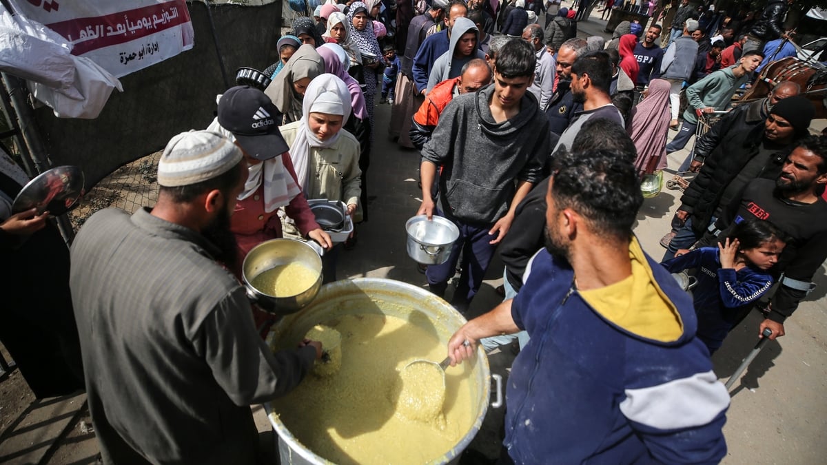 US to build temporary port to deliver aid to Gaza - how will it work ...